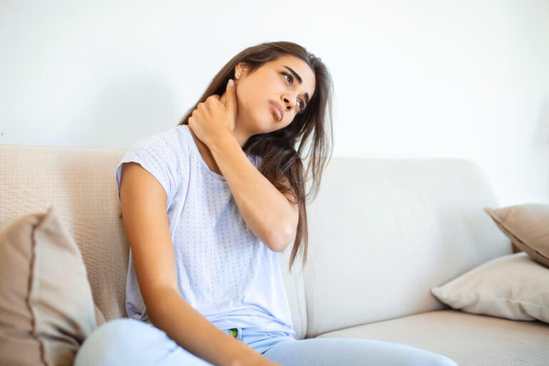 Expert Insights: Cervical Radiculopathy Symptoms & Treatments