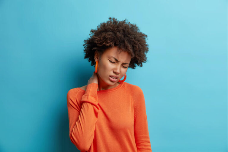 Whiplash Injury After Car Accident: What to Do Next? Symptoms ...