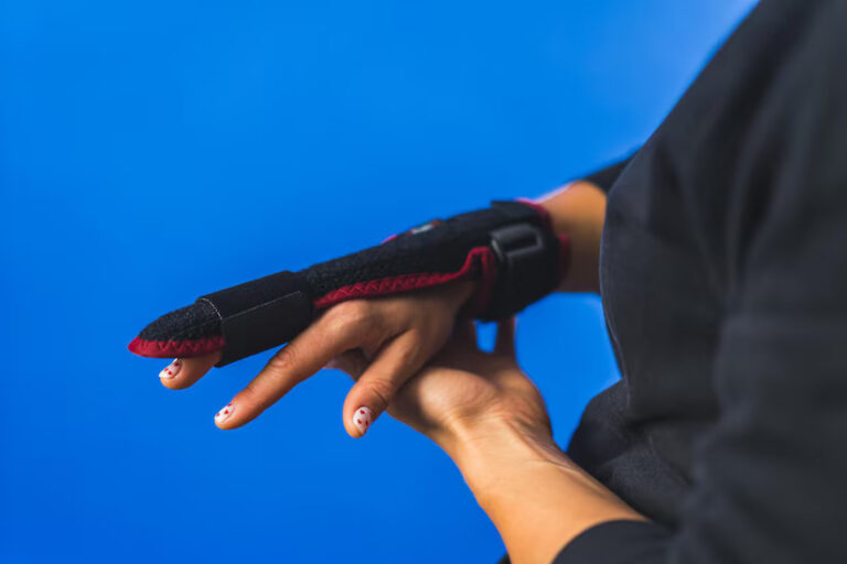 Top Non-Surgical Treatments for Trigger Finger | Orthopedic Experts